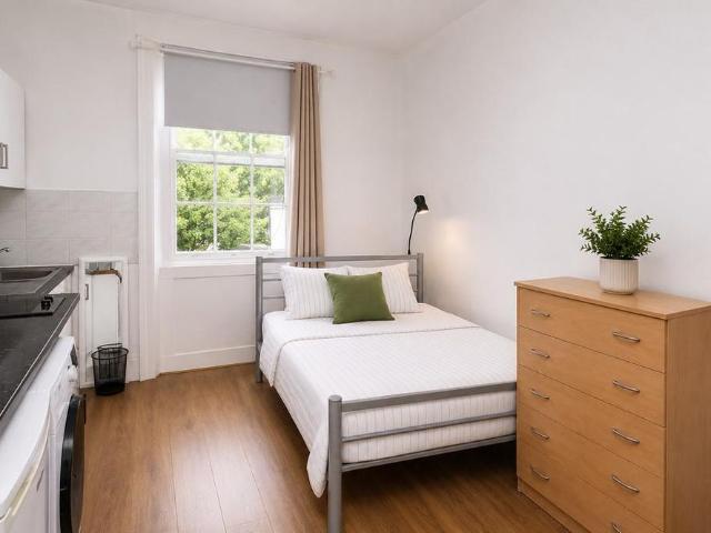 Studio to rent