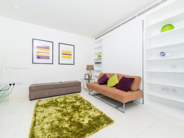 Studio to rent