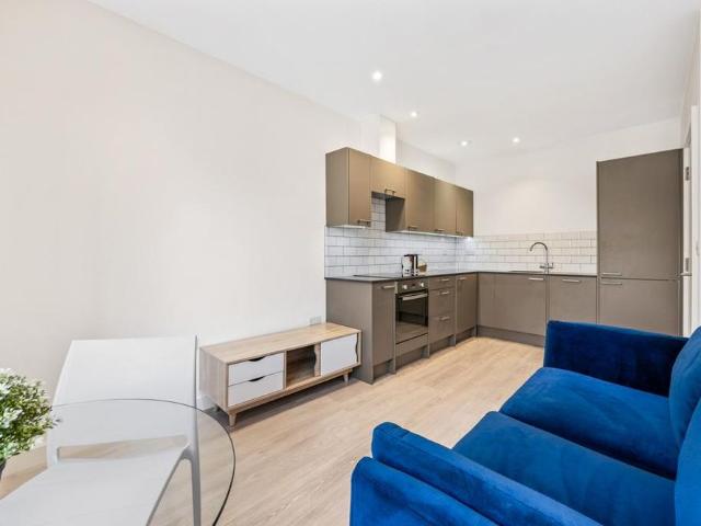 Studio to rent