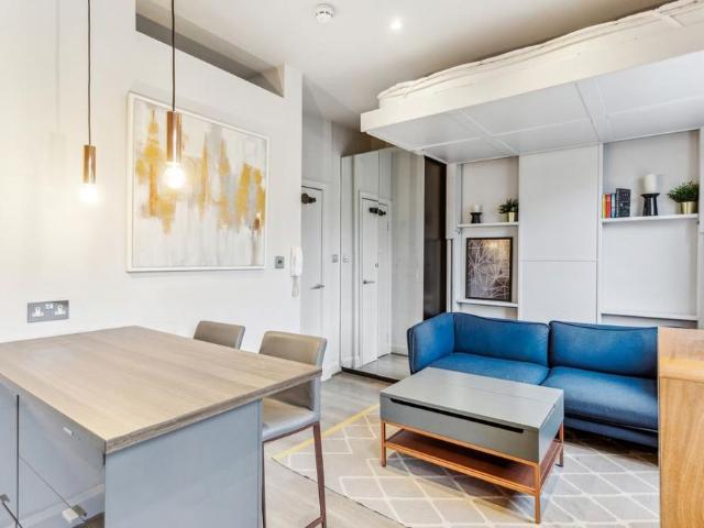 Studio to rent