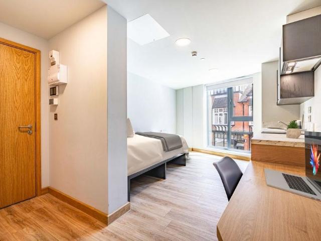 Studio to rent