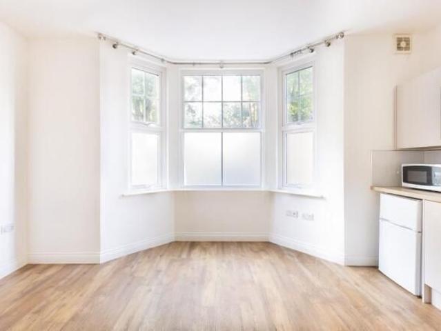 Studio to rent