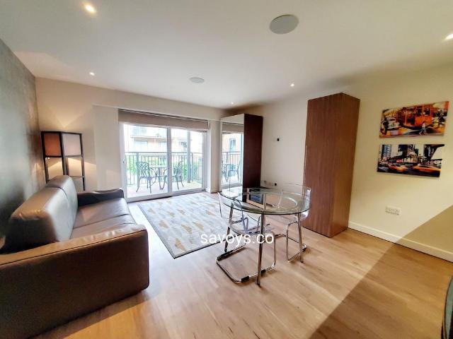 Studio to rent