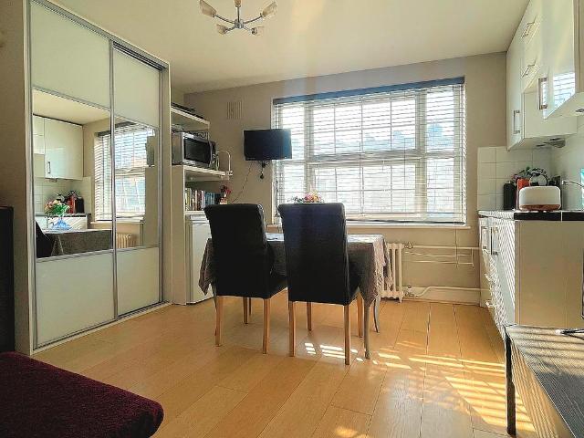 Studio to rent