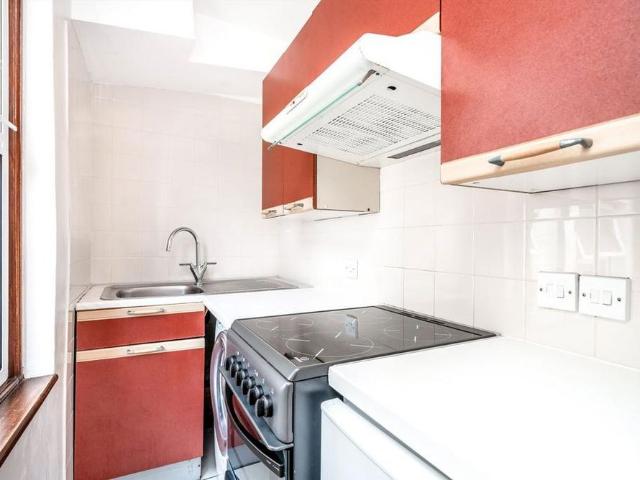 Studio to rent