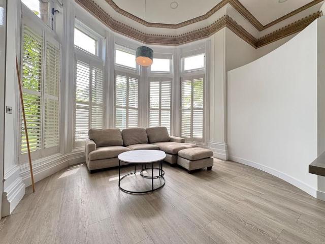 Studio to rent