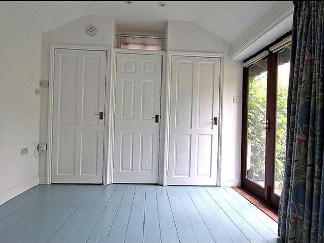 Studio to rent