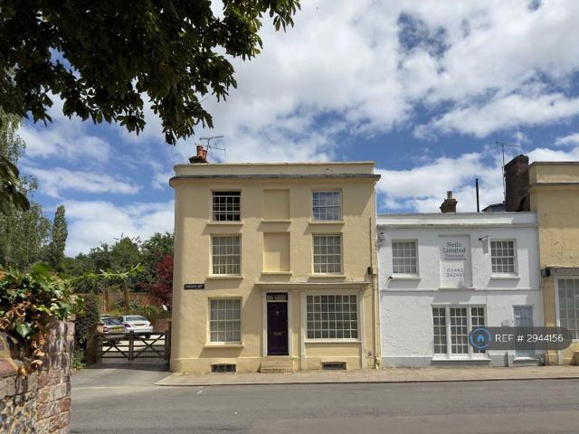 Studio to rent