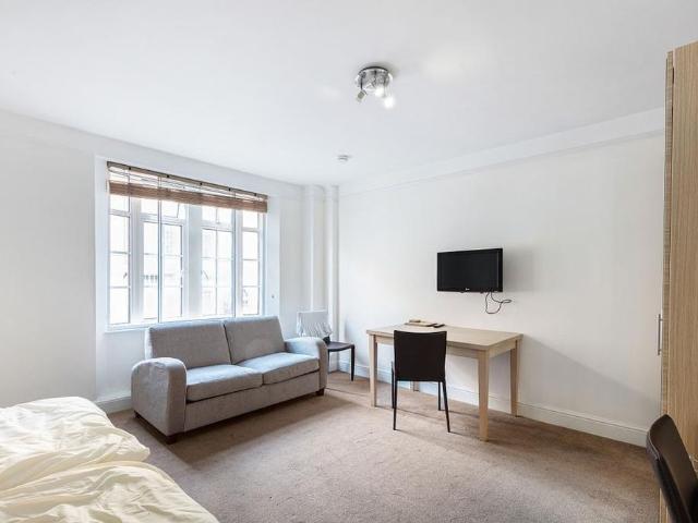 Studio to rent