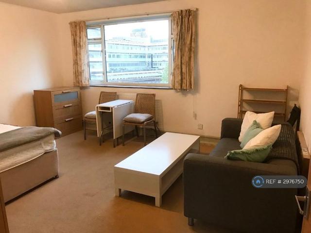 Studio to rent
