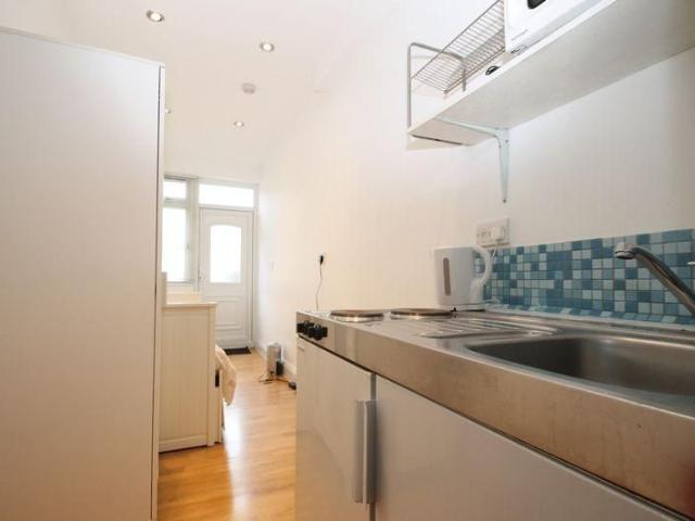 Studio to rent