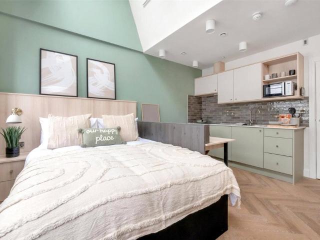 Studio to rent