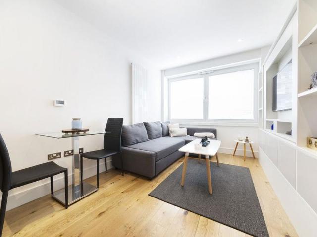 Studio to rent