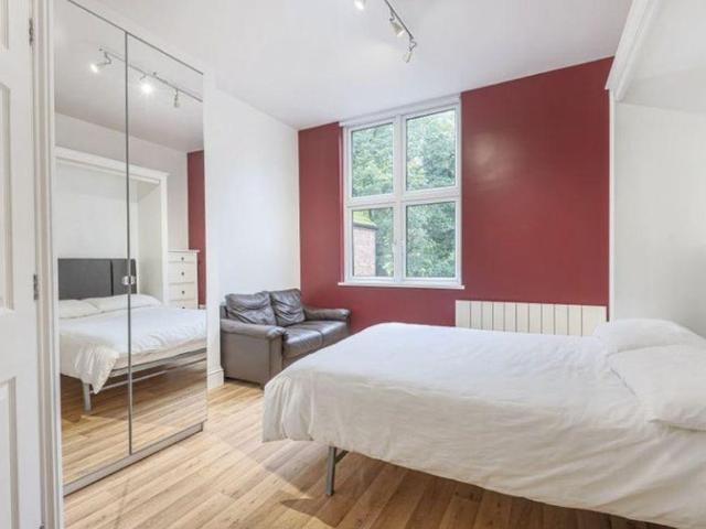 Studio to rent