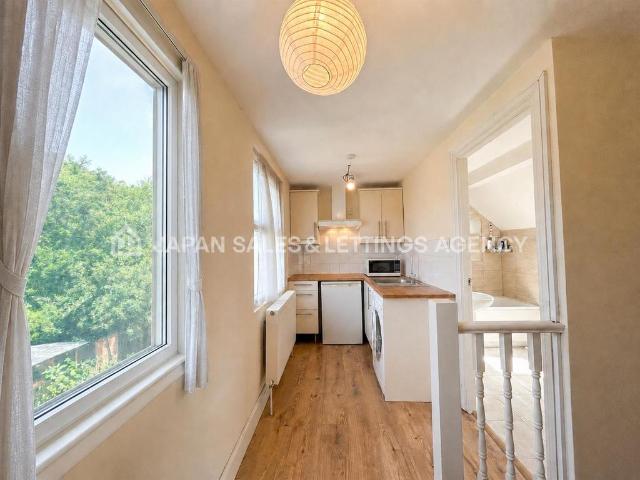 Studio to rent