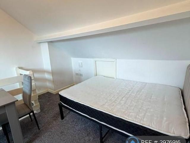 Studio to rent