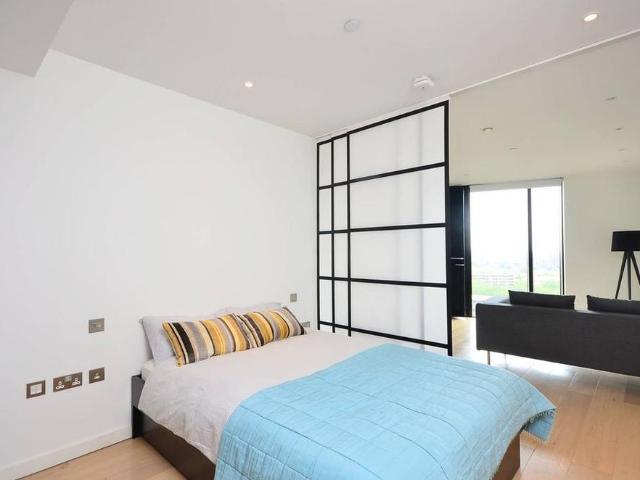 Studio to rent