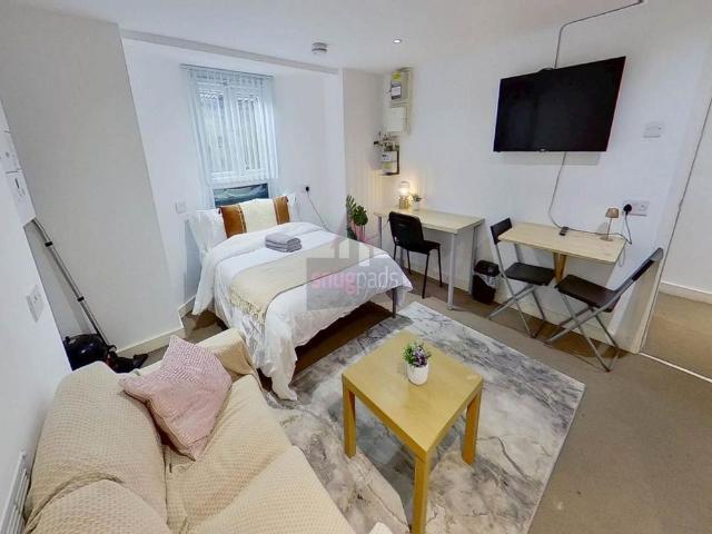 Studio to rent