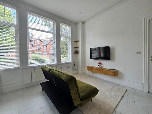 Studio to rent