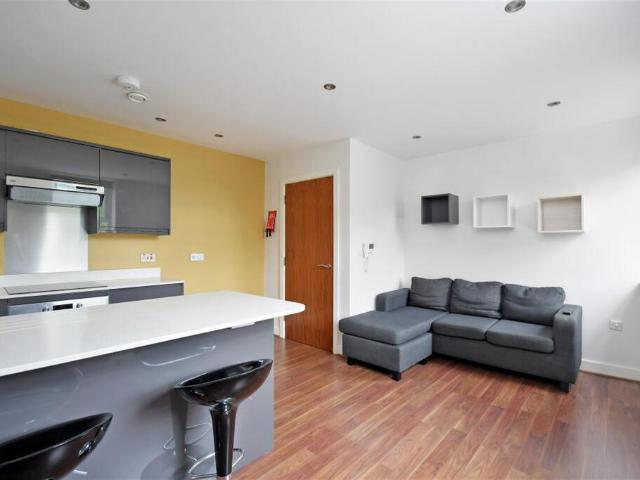 Studio to rent
