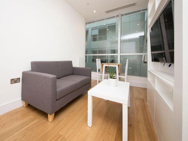 Studio to rent