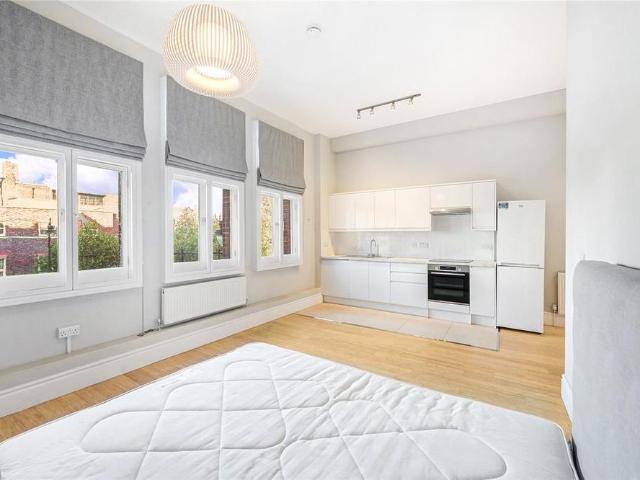 Studio to rent