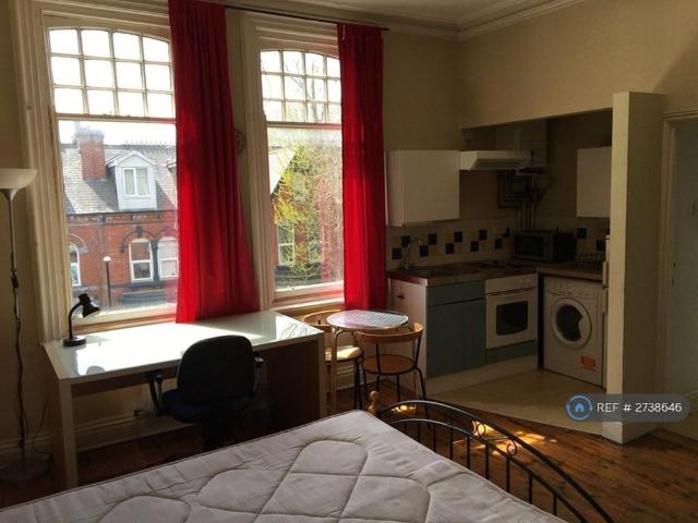 Studio to rent