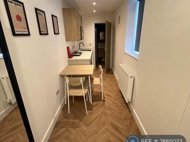 Studio to rent