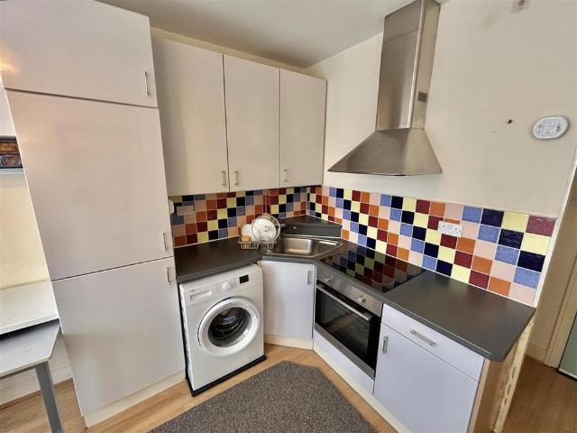 Studio to rent