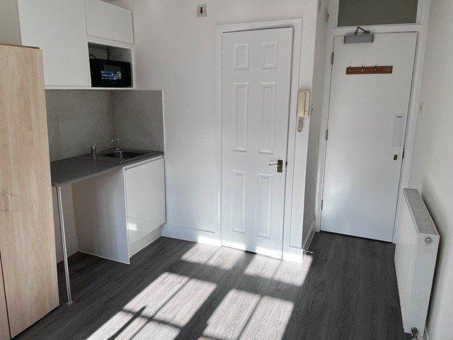 Studio to rent