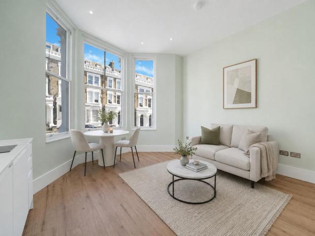 Studio to rent