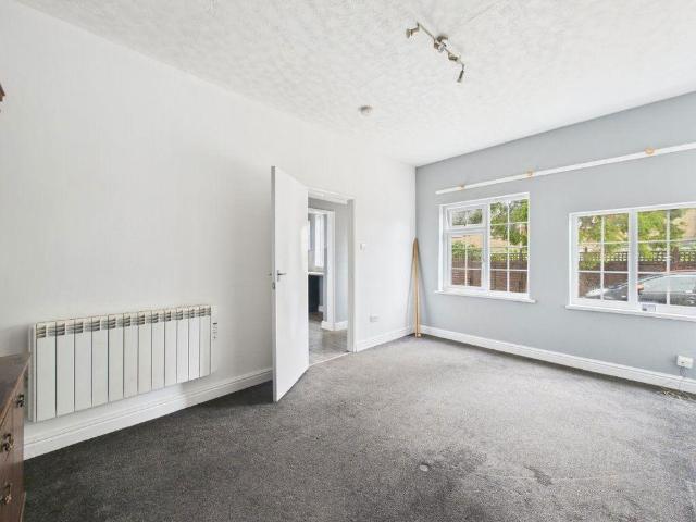 Studio to rent