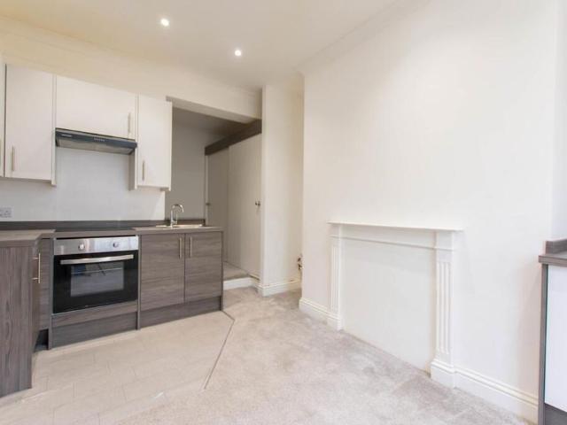 Studio to rent