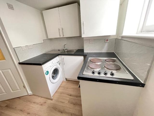 Studio to rent