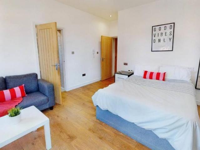Studio to rent