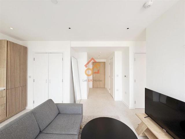 Studio to rent