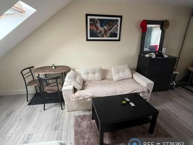 Studio to rent