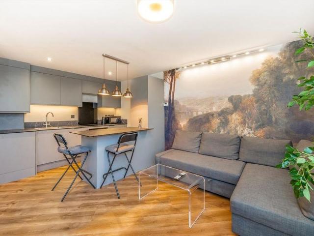 Studio to rent