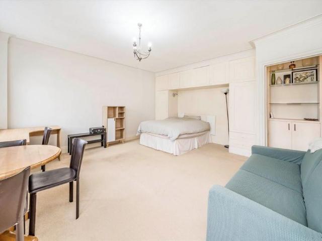 Studio to rent