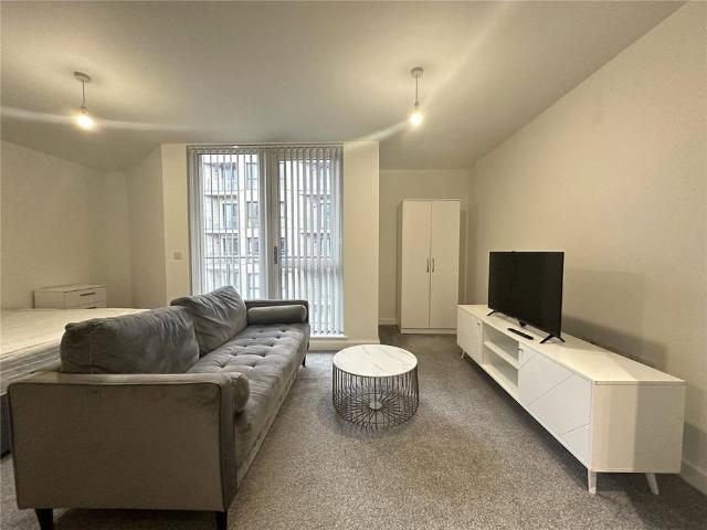 Studio to rent