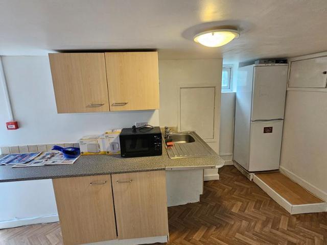 Studio to rent