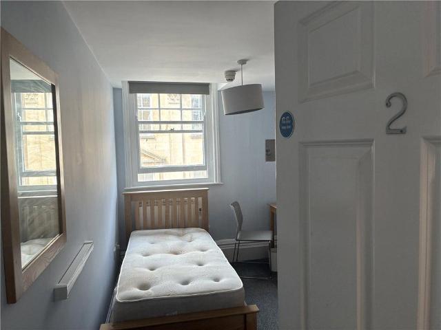 Studio to rent
