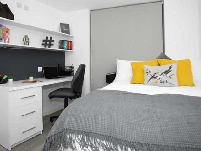 Studio to rent