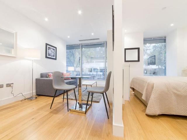 Studio to rent