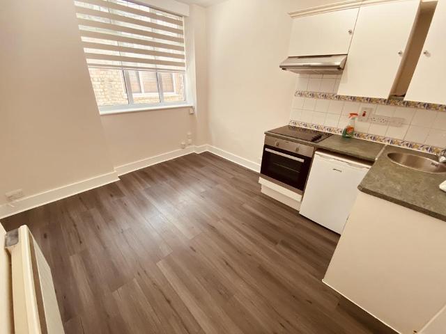Studio to rent