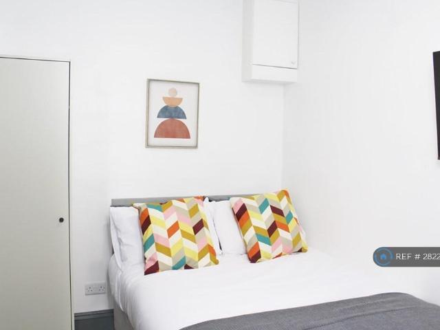 Studio to rent