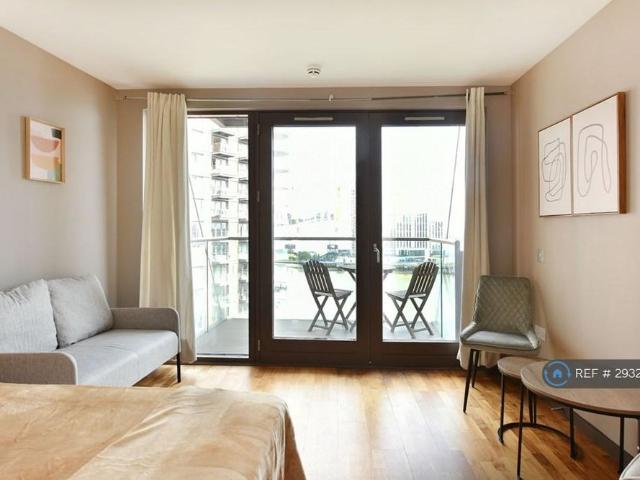 Studio to rent