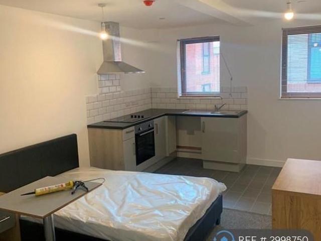 Studio to rent