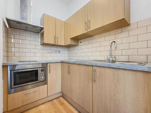 Studio to rent