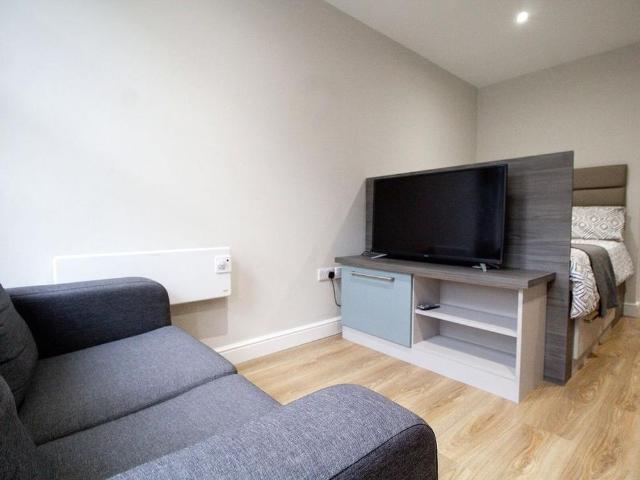 Studio to rent